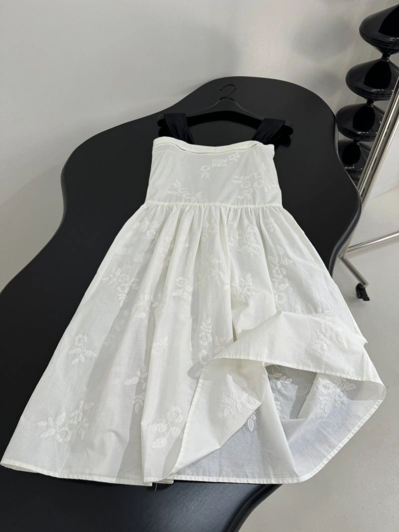 High accuracy Unclassified Brand Dress