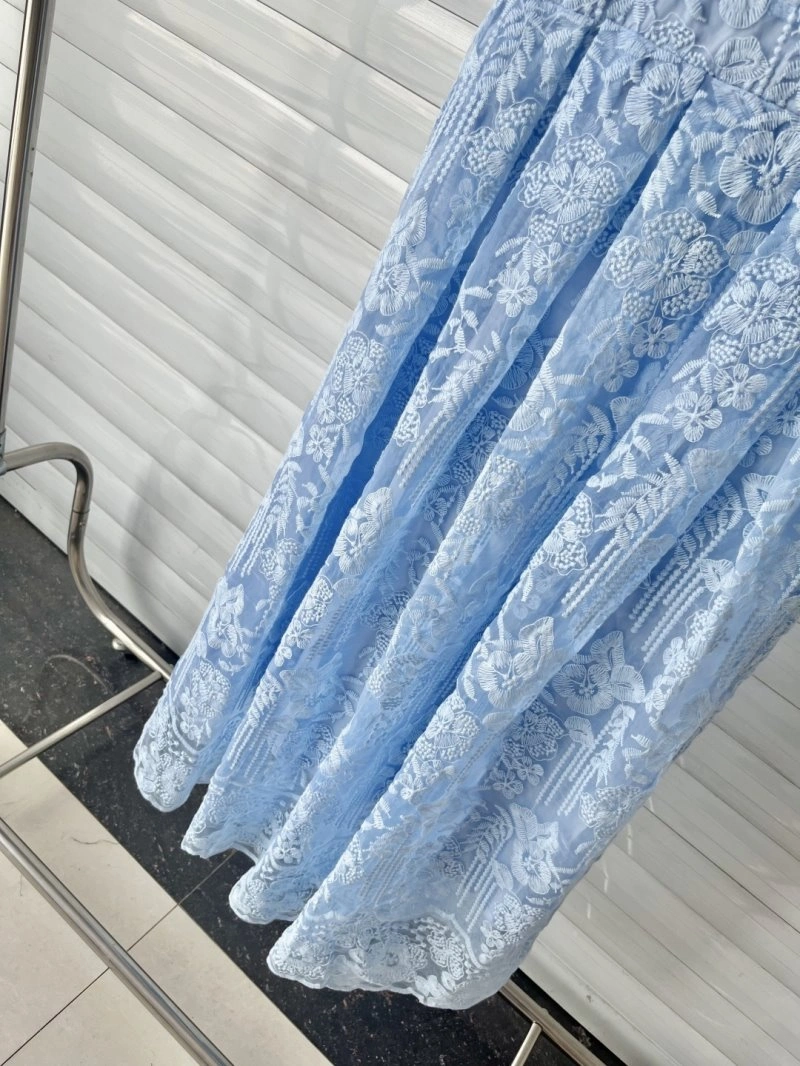 Indistinguishable Unclassified Brand Dress