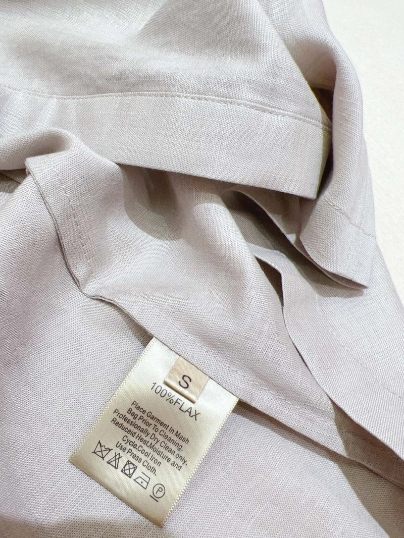 Accurate model Unclassified Brand Dress