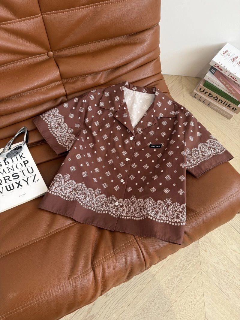 Brand-authenticated Unclassified Brand Dress