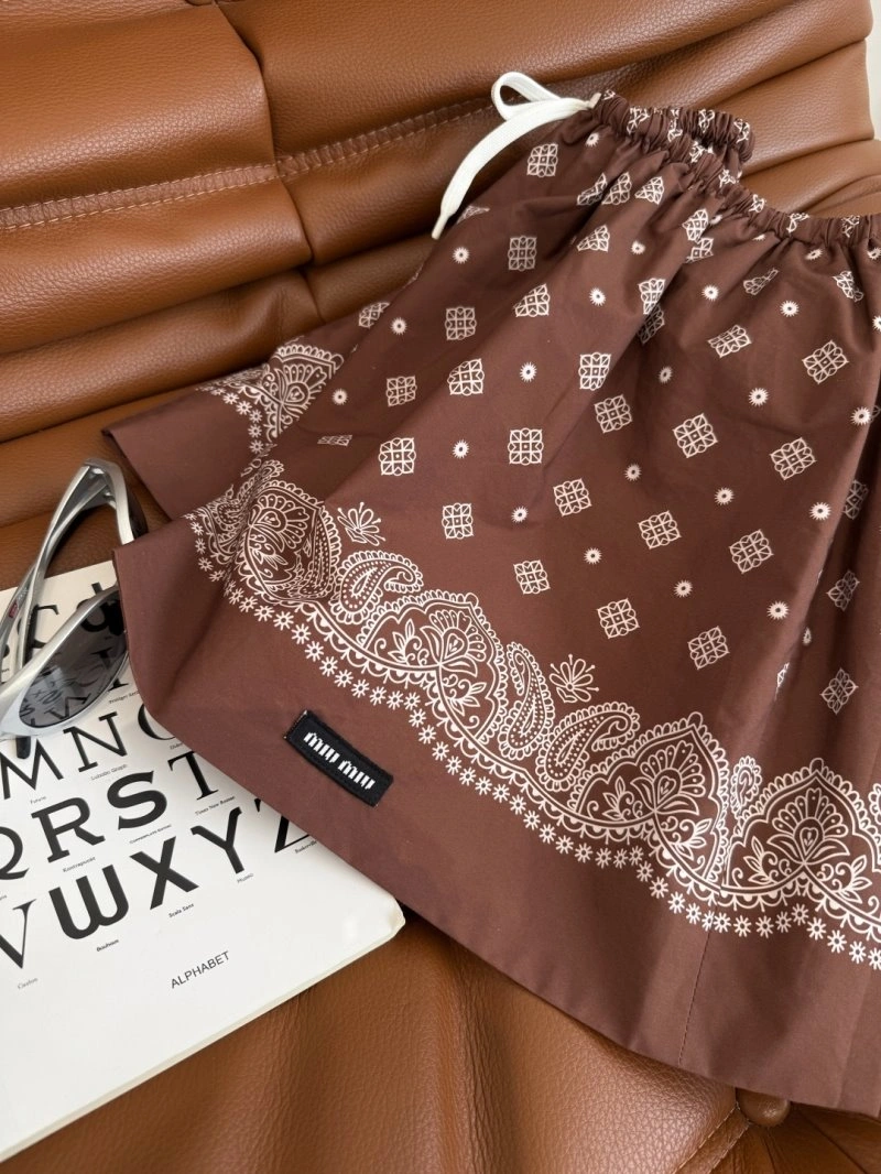 Brand-authenticated Unclassified Brand Dress