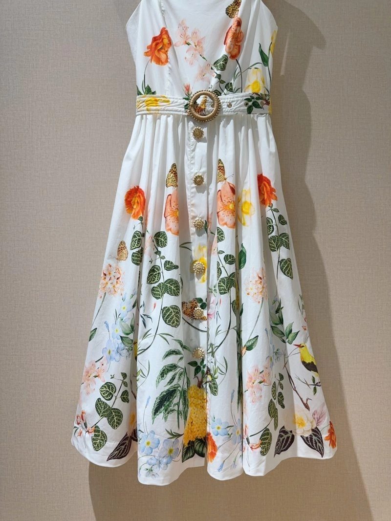 Cut-rate Unclassified Brand Dress