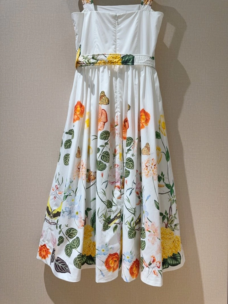 Cut-rate Unclassified Brand Dress