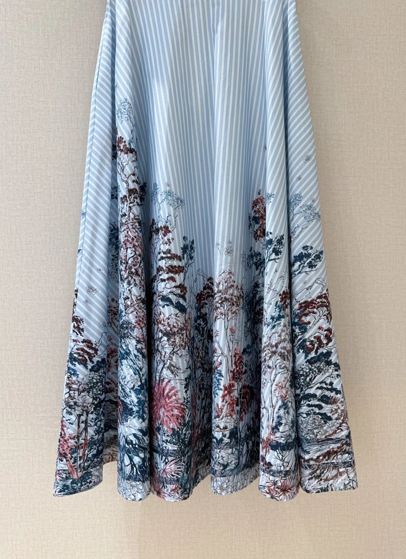 Cut-rate Unclassified Brand Dress