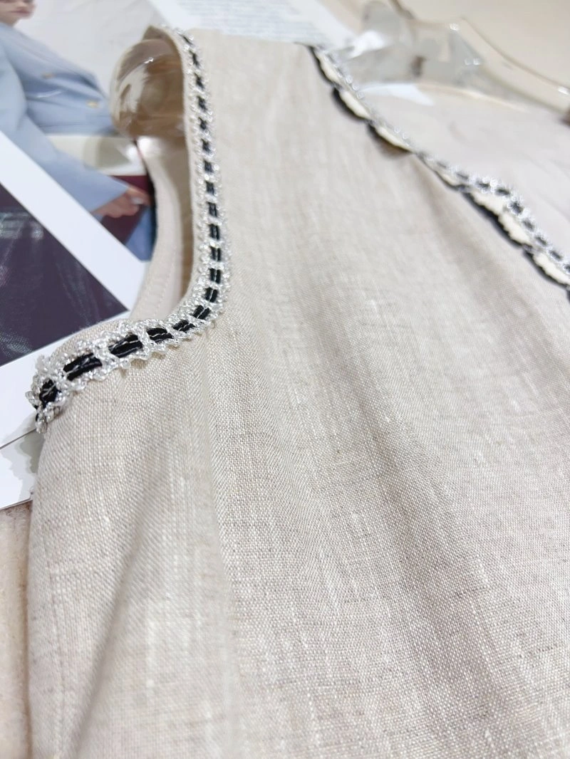 Indistinguishable Unclassified Brand Dress