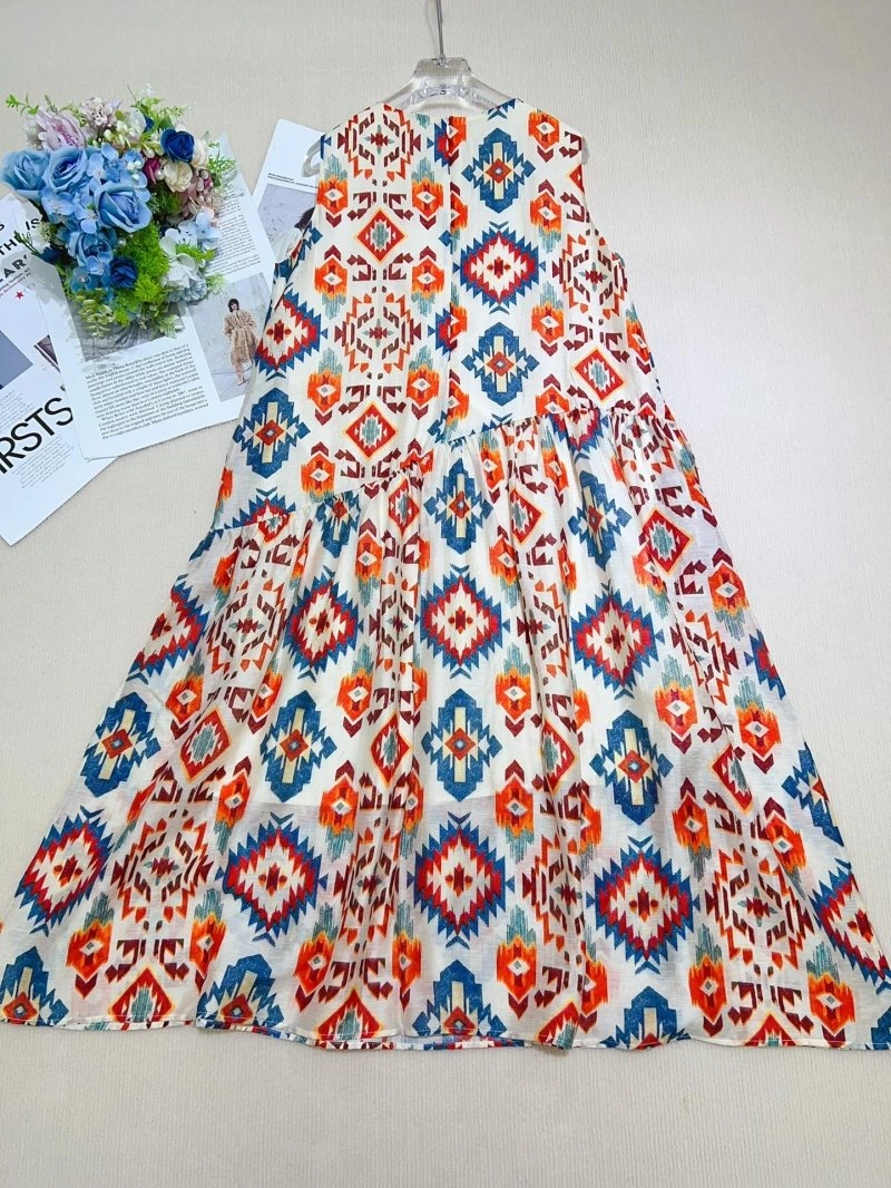 Discounted Unclassified Brand Dress