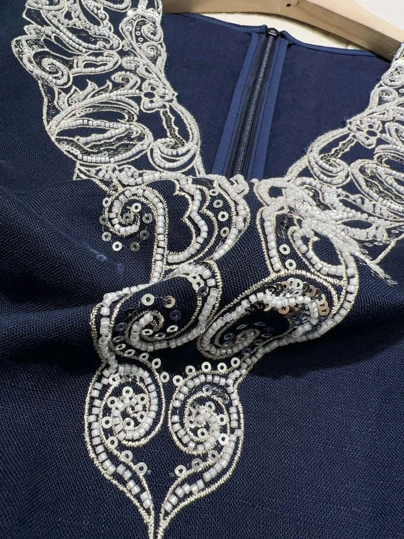 Discounted Unclassified Brand Dress