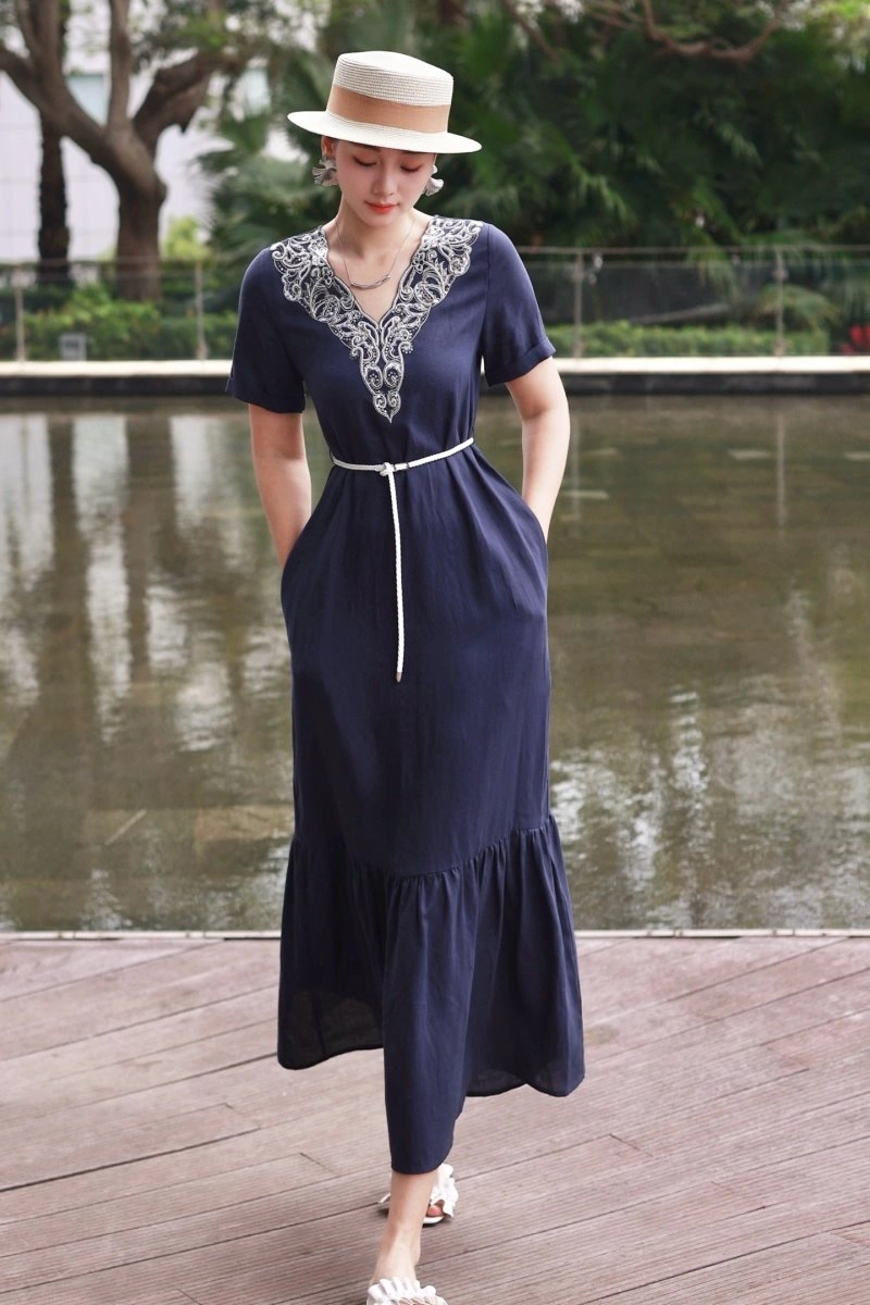 Discounted Unclassified Brand Dress