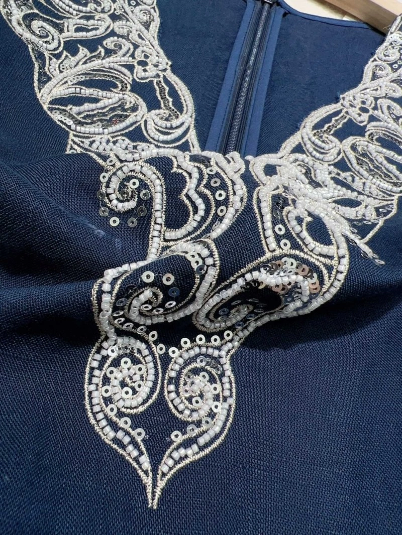 Discounted Unclassified Brand Dress
