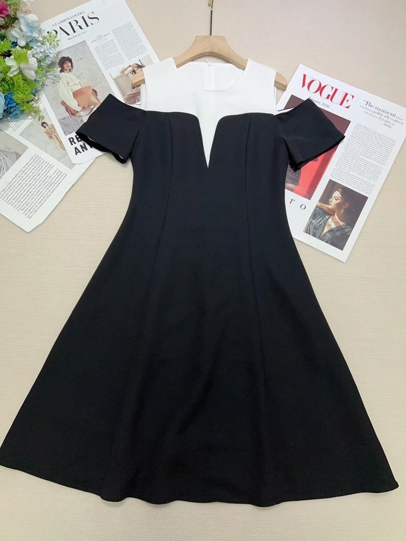 Discounted Unclassified Brand Dress