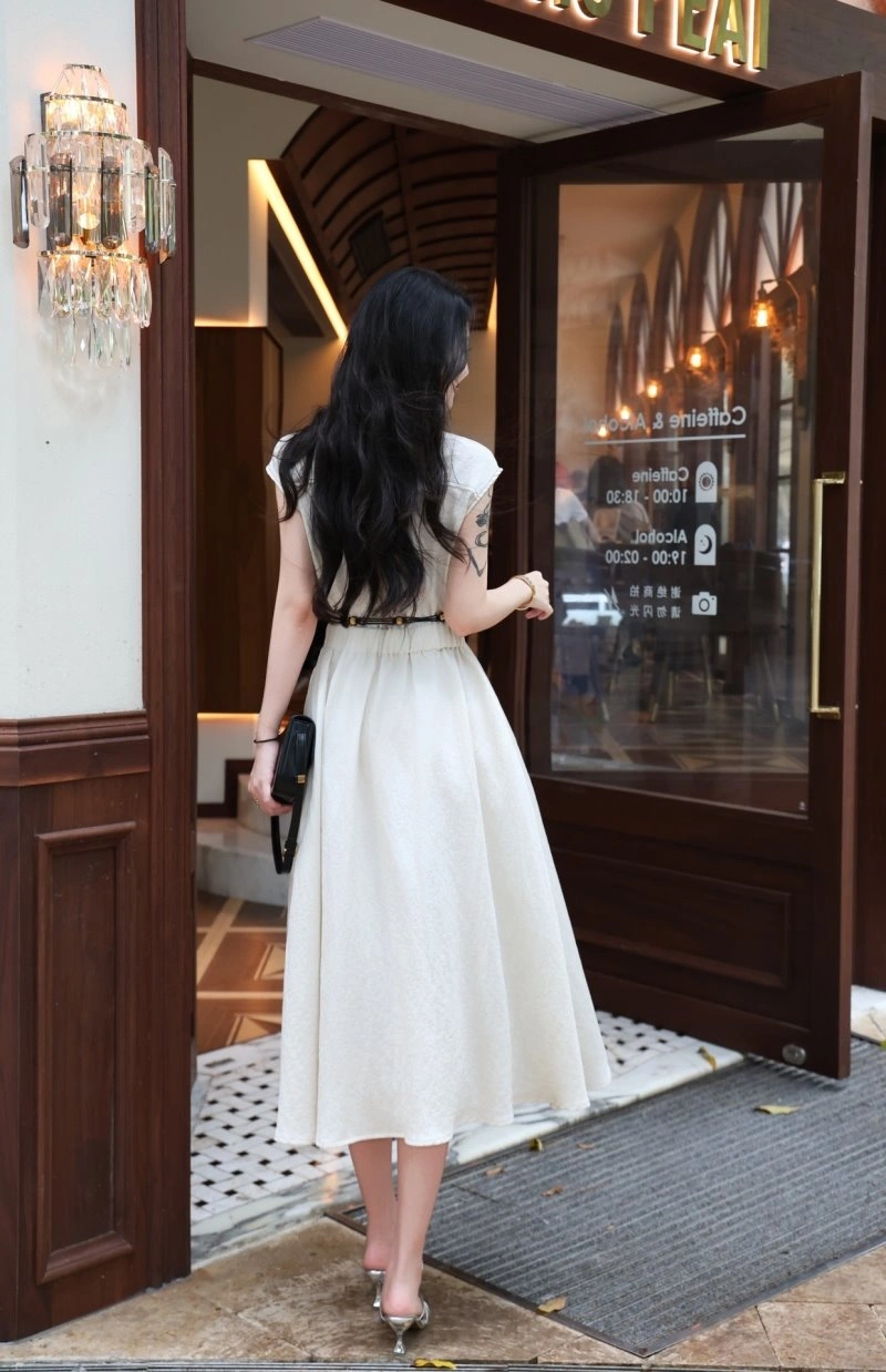 Discounted Unclassified Brand Dress