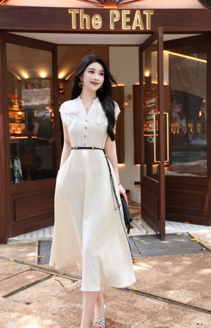 Discounted Unclassified Brand Dress
