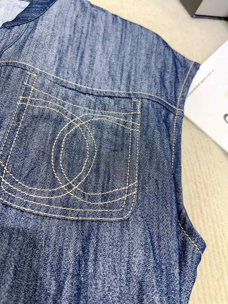 Discounted Unclassified Brand Dress