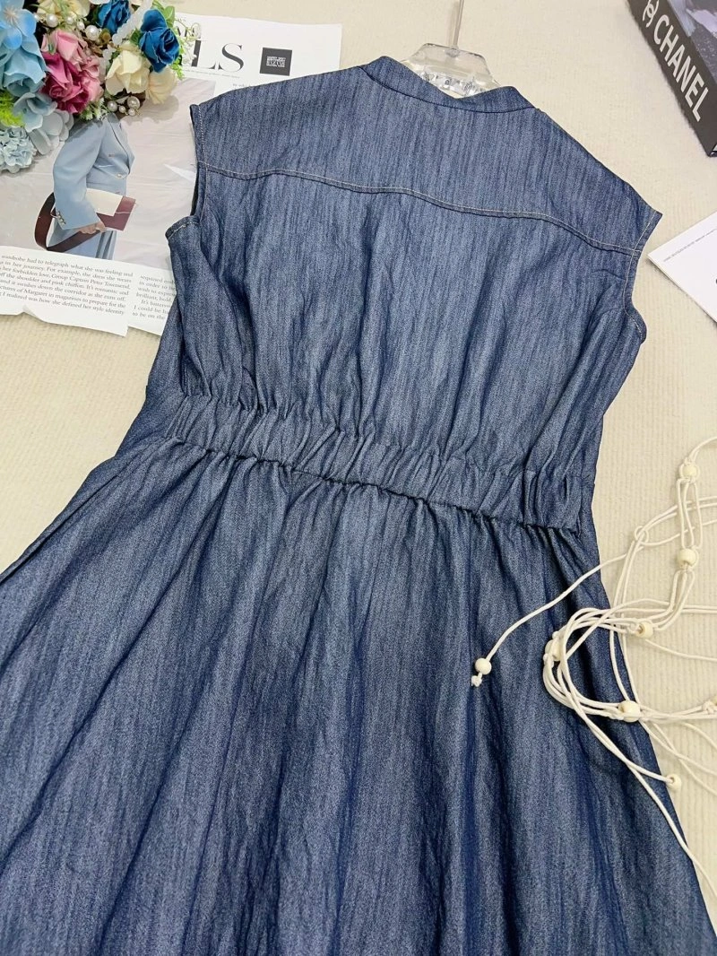 Discounted Unclassified Brand Dress