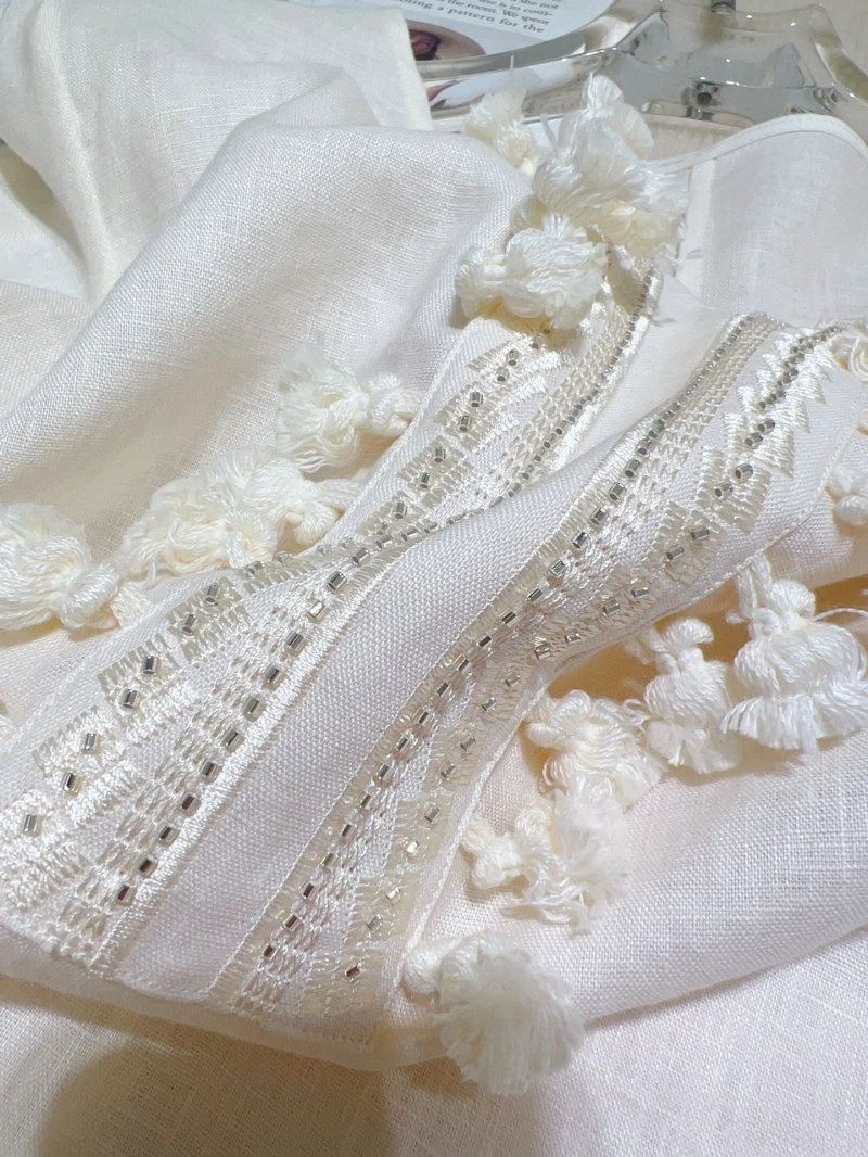 Indistinguishable Unclassified Brand Dress