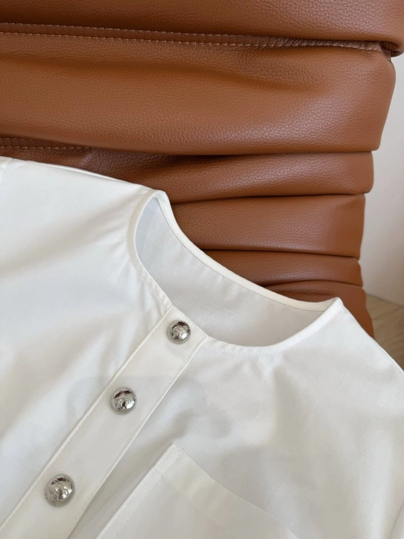 Accurate model Unclassified Brand Dress