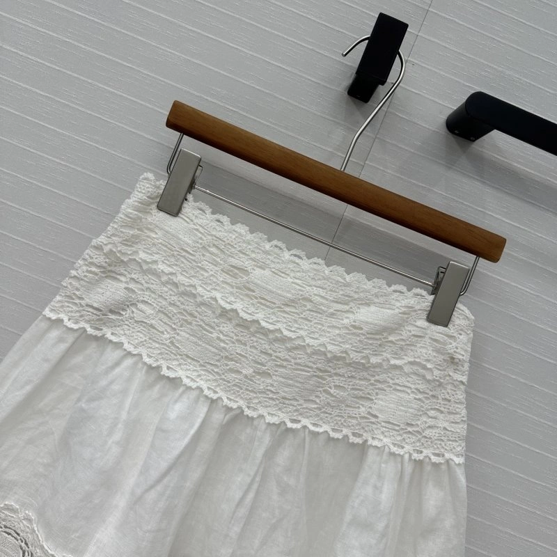 Accurate model Unclassified Brand Dress