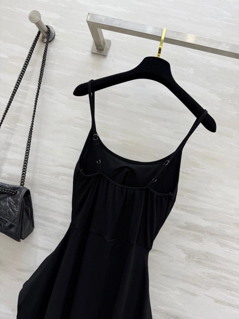 Exact replica Unclassified Brand Dress