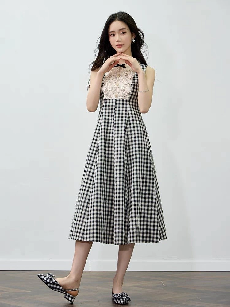 Indistinguishable Unclassified Brand Dress