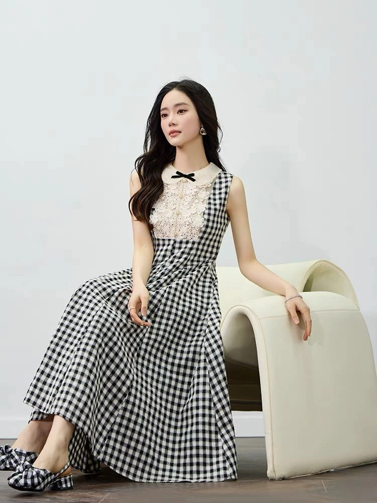 Indistinguishable Unclassified Brand Dress