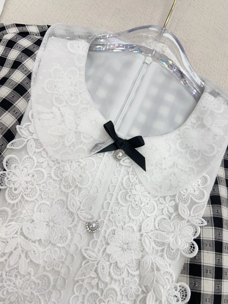 Indistinguishable Unclassified Brand Dress