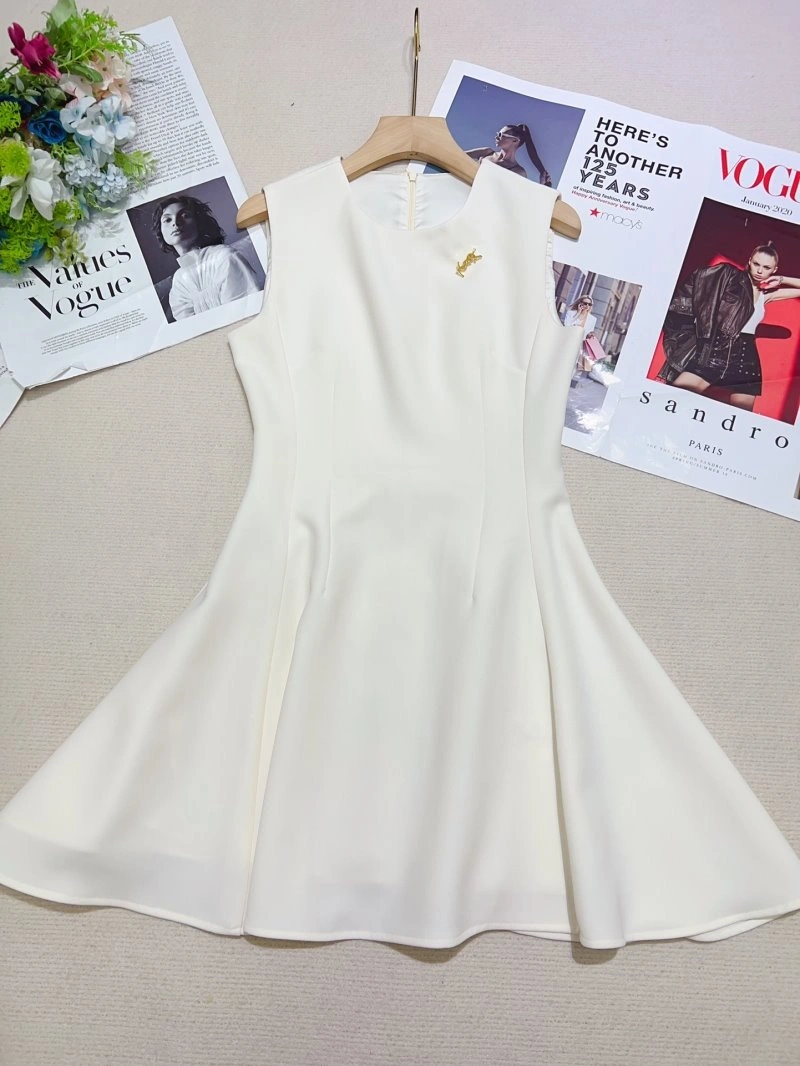 Legit Unclassified Brand Dress