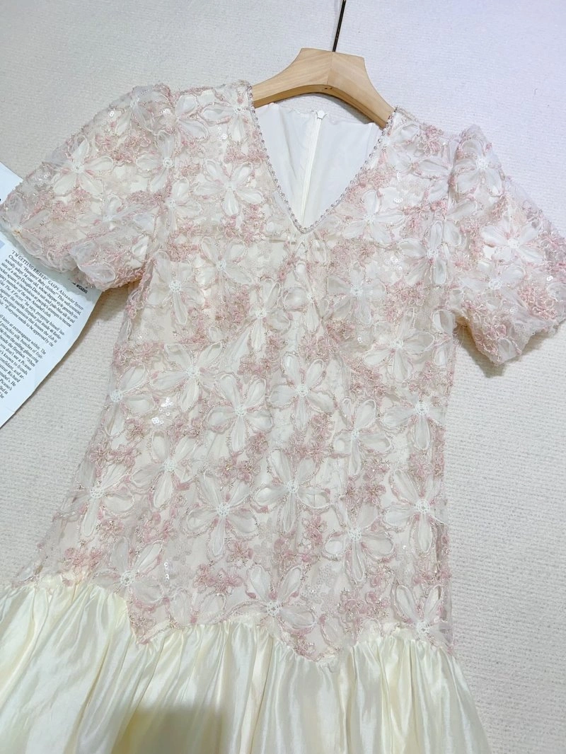 Inexpensive Unclassified Brand Dress