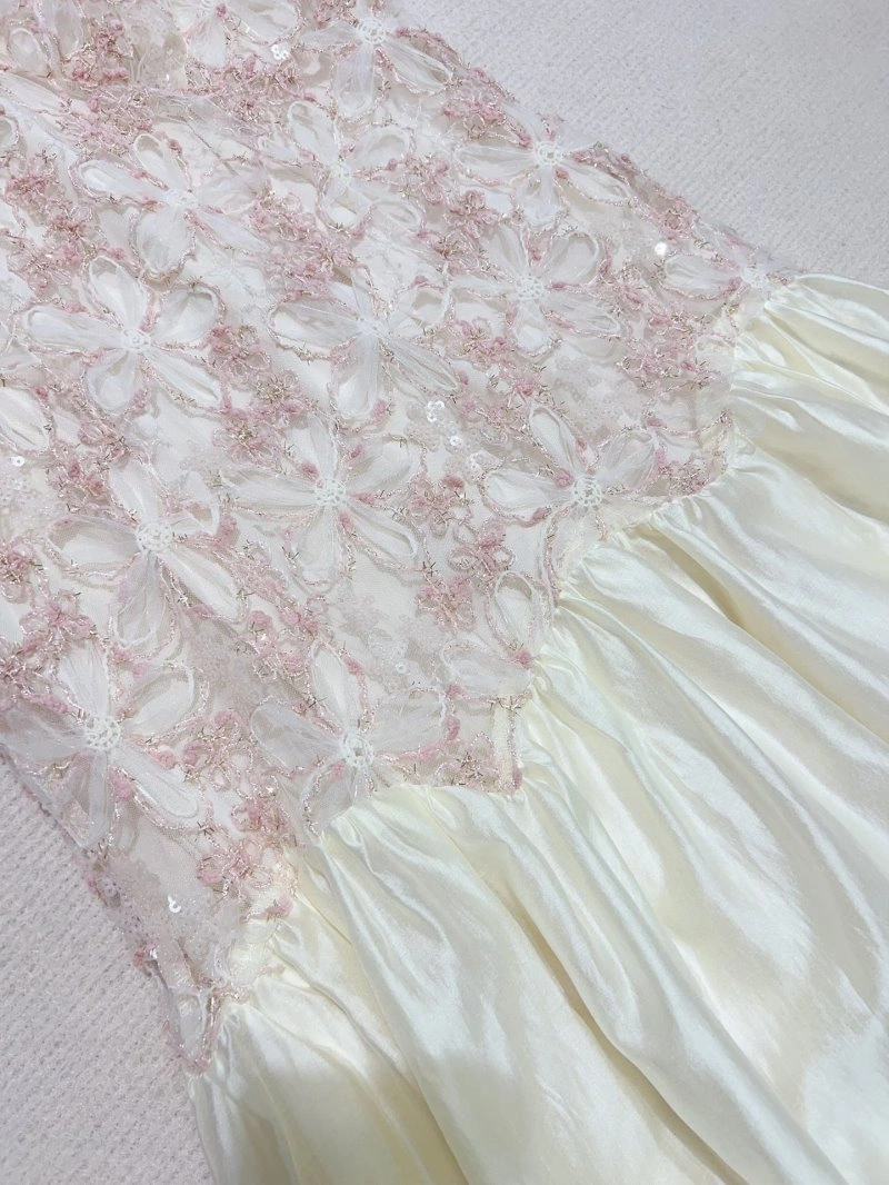 Inexpensive Unclassified Brand Dress