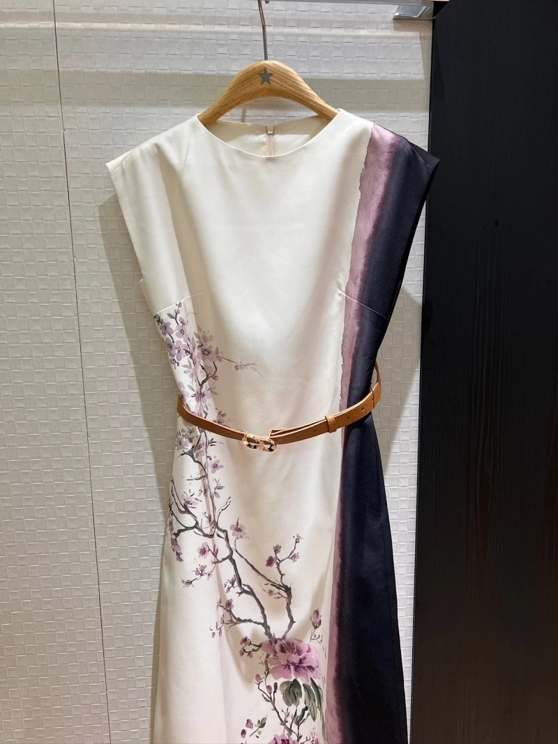 Cut-rate Unclassified Brand Dress