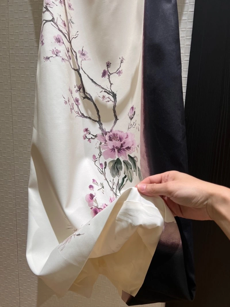 Cut-rate Unclassified Brand Dress