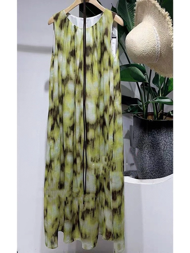 Discounted Unclassified Brand Dress