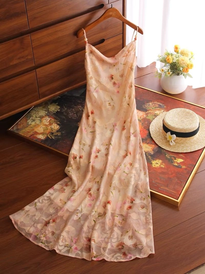 Real Unclassified Brand Dress