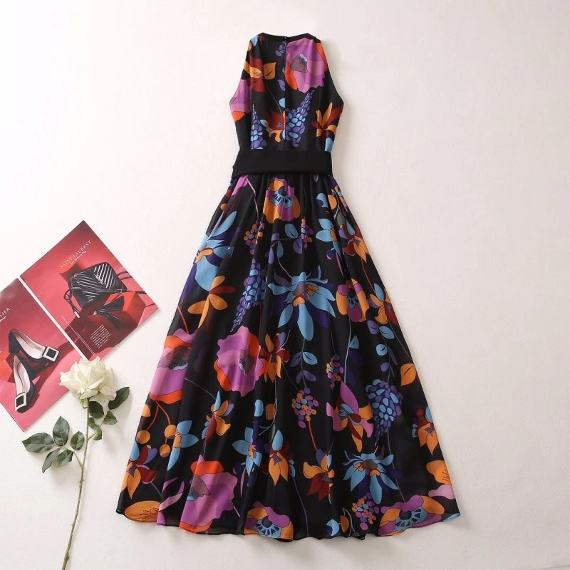 Accurate model Unclassified Brand Dress