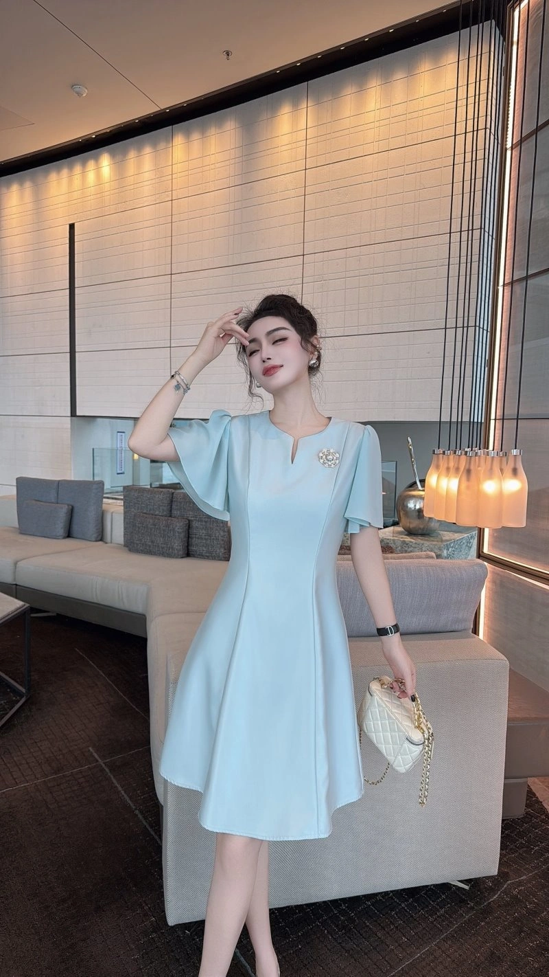 Unclassified Brand Dress