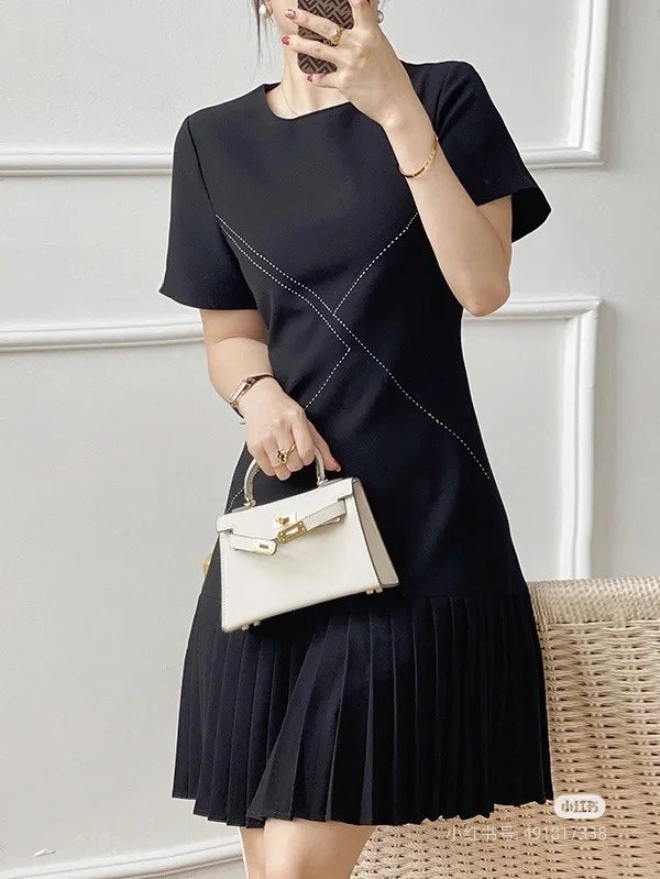 Unclassified Brand Dress
