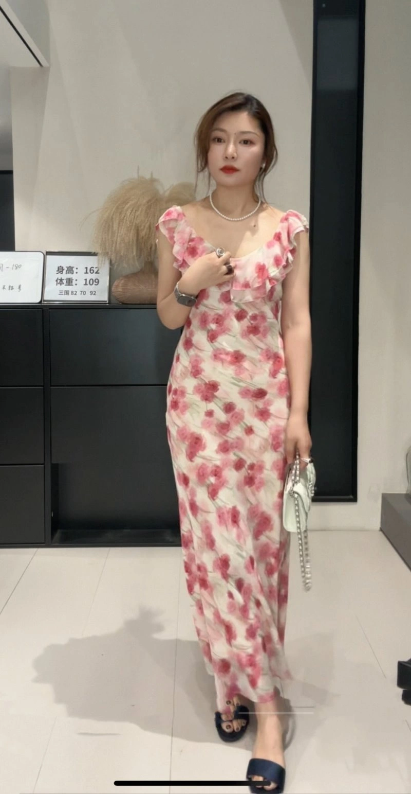 Economical Unclassified Brand Dress