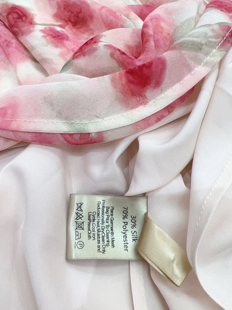 Brand-authenticated Unclassified Brand Dress