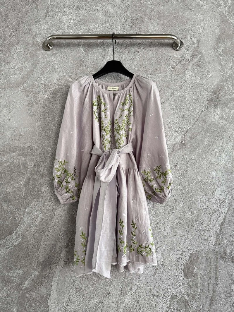 Unclassified Brand Dress