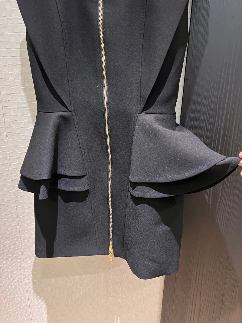 Indistinguishable Unclassified Brand Dress
