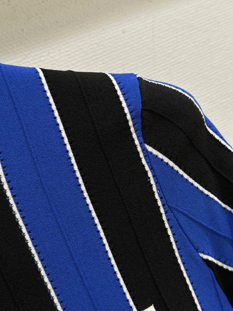 Precise copy Unclassified Brand Dress