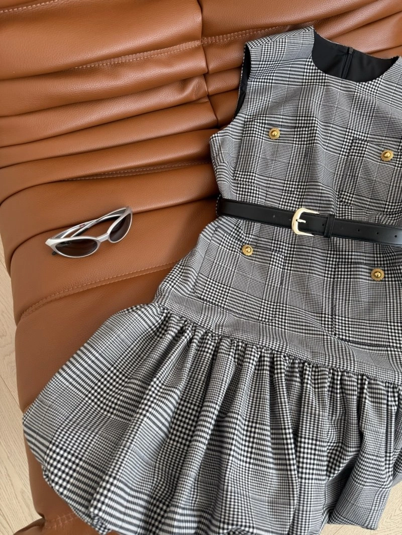 Legit Unclassified Brand Dress