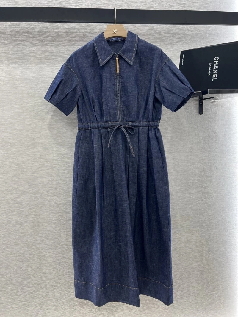 Unclassified Brand Dress