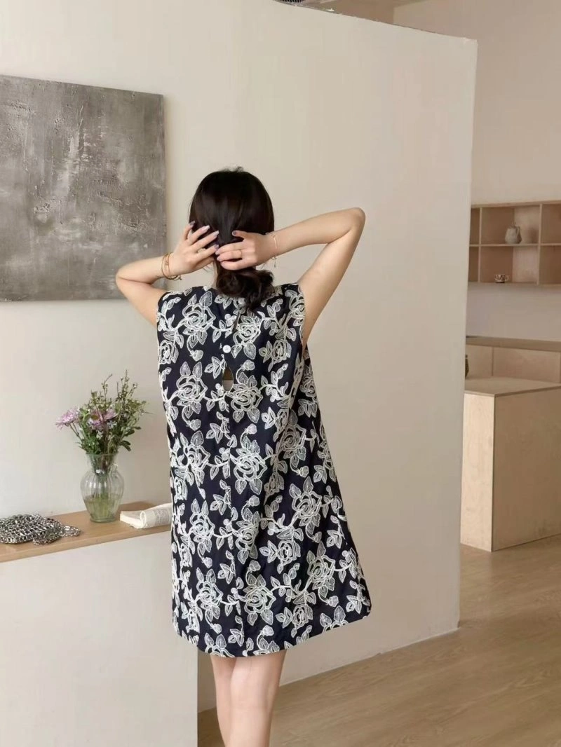 Legit Unclassified Brand Dress