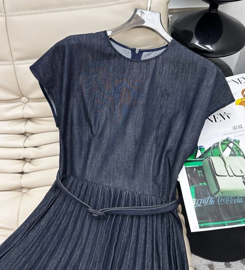 Budget-friendly Unclassified Brand Dress