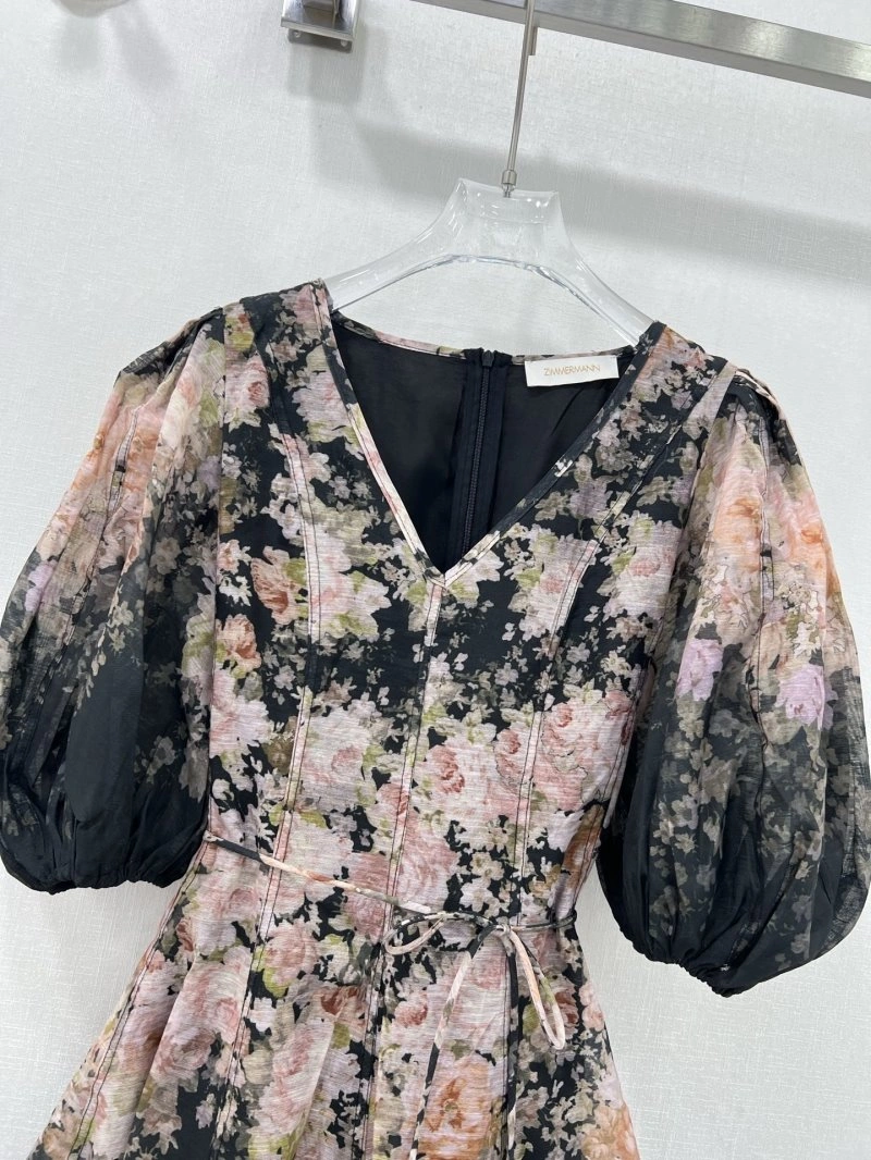 Cut-rate Unclassified Brand Dress