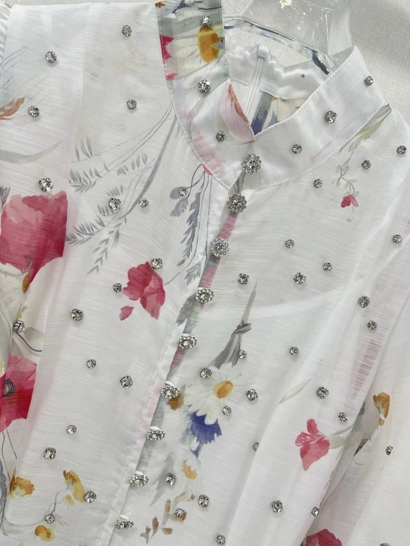 Indistinguishable Unclassified Brand Dress