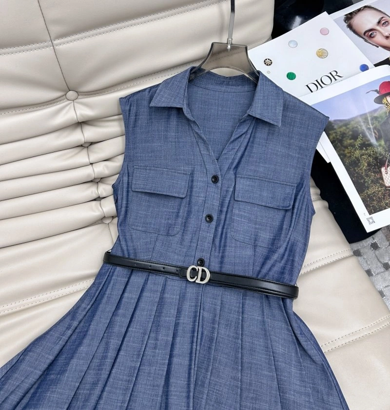 Indistinguishable Unclassified Brand Dress