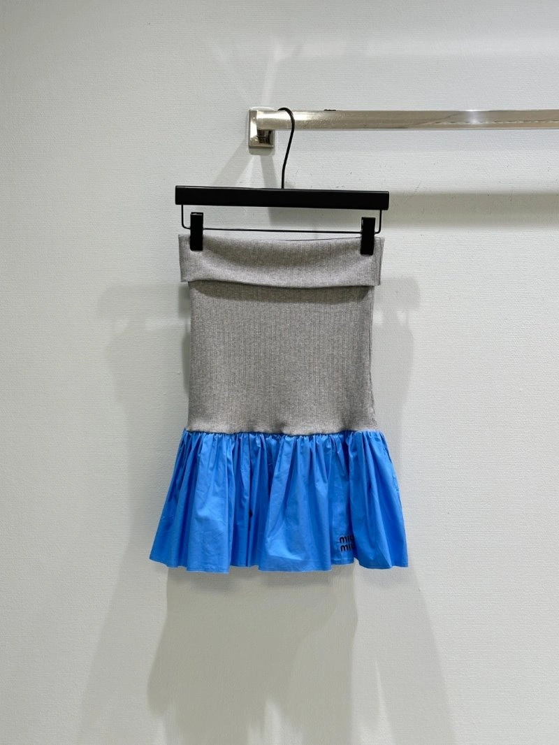 Accurate model Unclassified Brand Dress