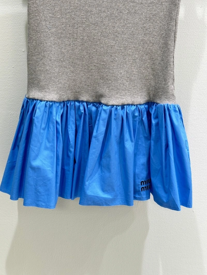 Accurate model Unclassified Brand Dress