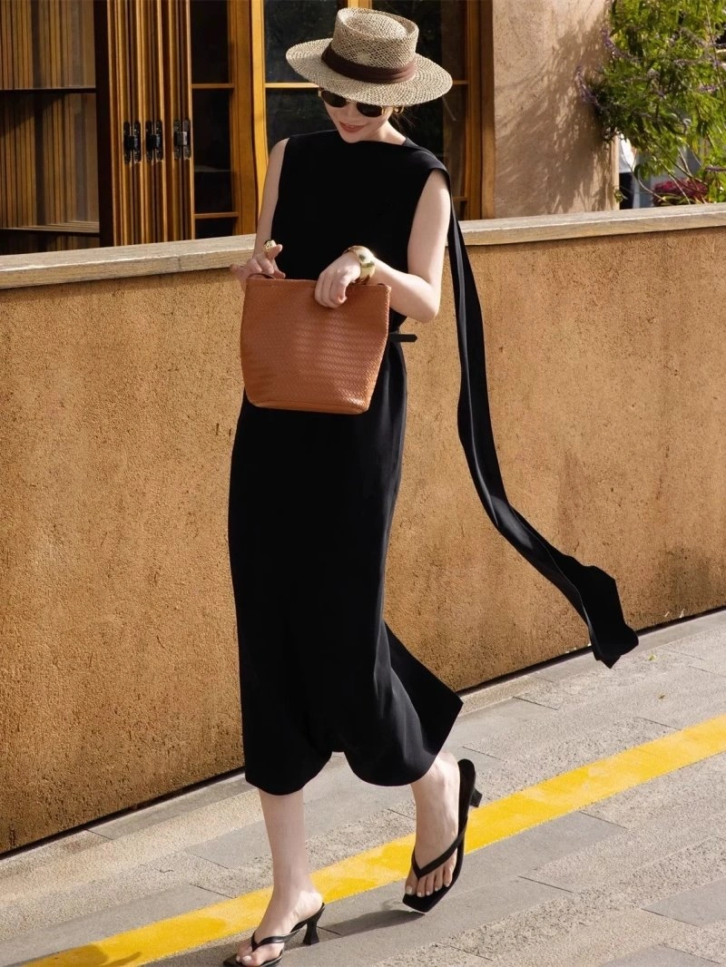 Legit Unclassified Brand Dress